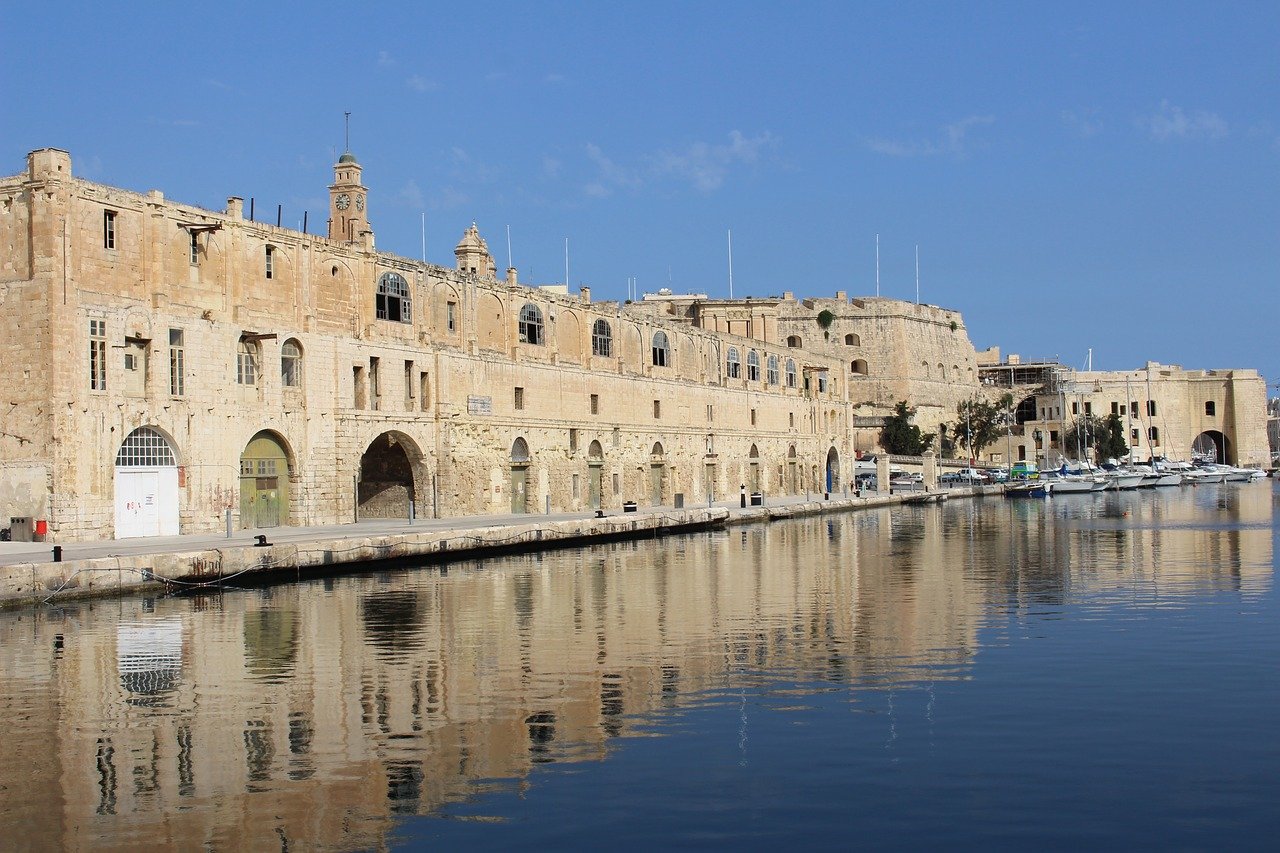 Get the inside scoop on: Cospicua the largest of the Three Cities